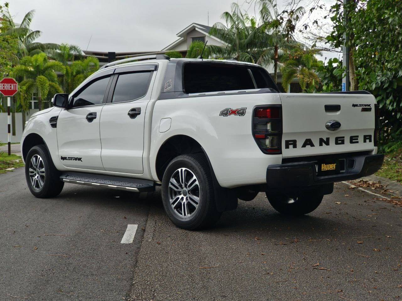 4 X 4 – Excellent Car Rental